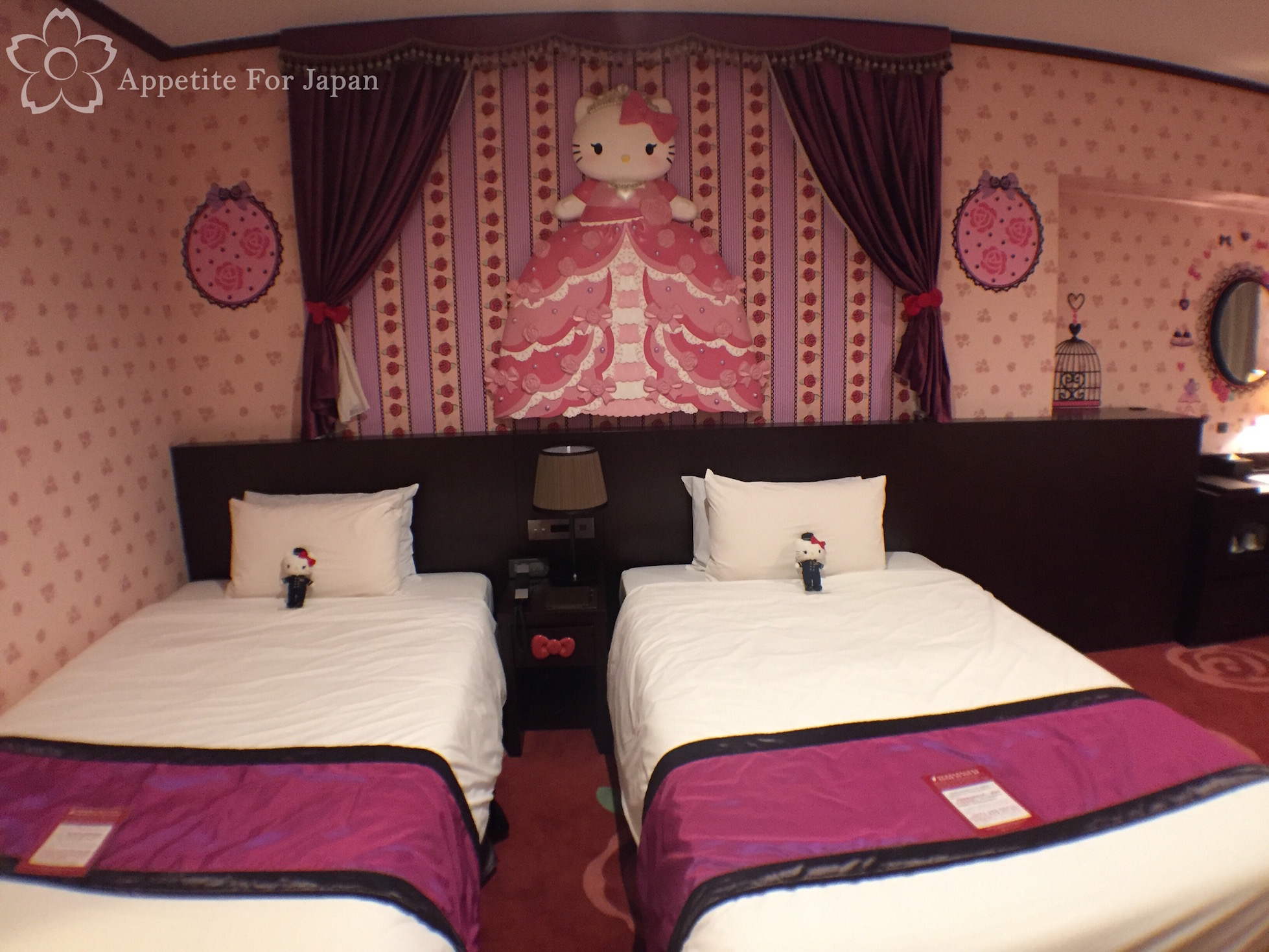 Hello Kitty Hotel Room: Inside Keio Plaza Tokyo’s Princess Kitty Room ...