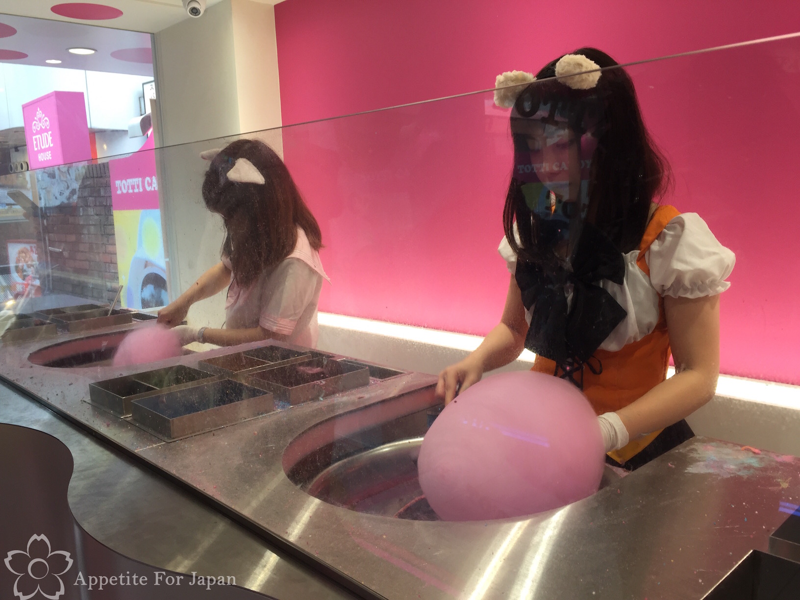 Totti Candy Factory: Harajuku’s giant cotton candy – Appetite For Japan